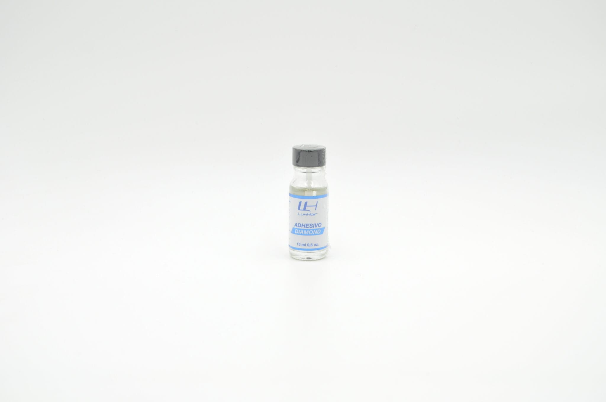 LuxHair Diamond Adhesive 15ml - Treat Project B.V.